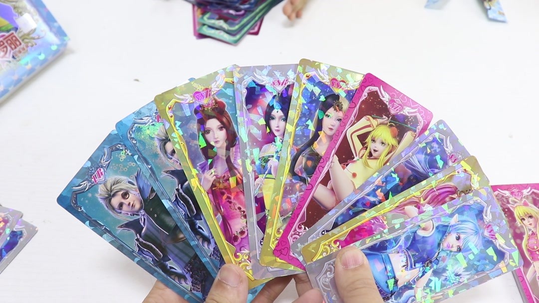 叶罗丽卡片:三弹灵犀和四弹灵犀一起抽,真是绝版大丰收啊!