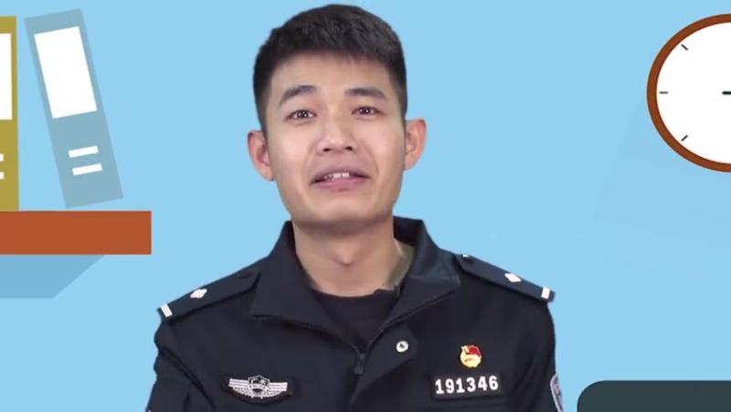 ...电信诈骗”线上主题班会课,同时推出佛山顺德警方制作的防诈骗宣传...