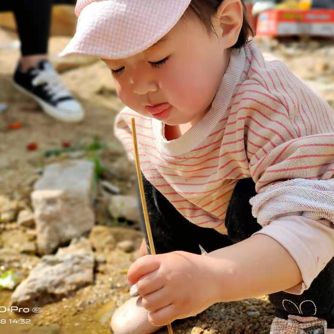 萌宝小果果 