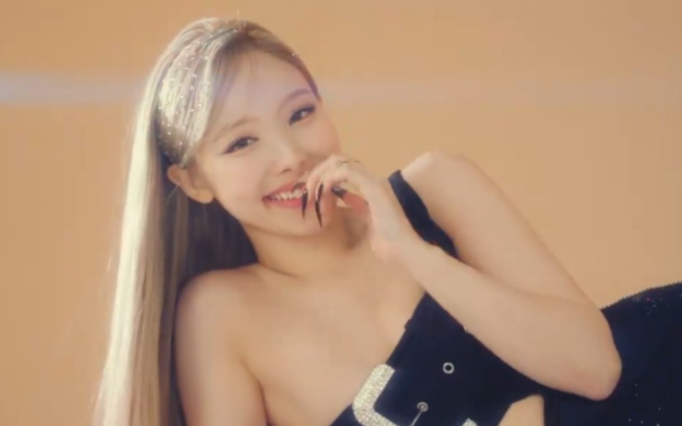 【林娜琏】 #PopPopPop手势舞