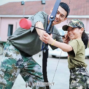 教你跑崩的梁教练 