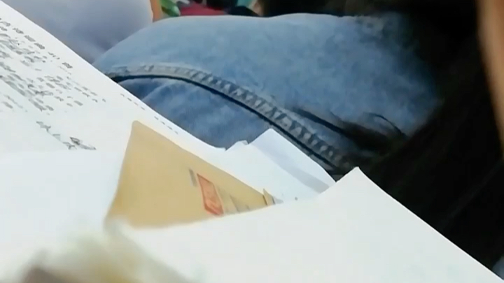 某节数学课上广播响起了音乐