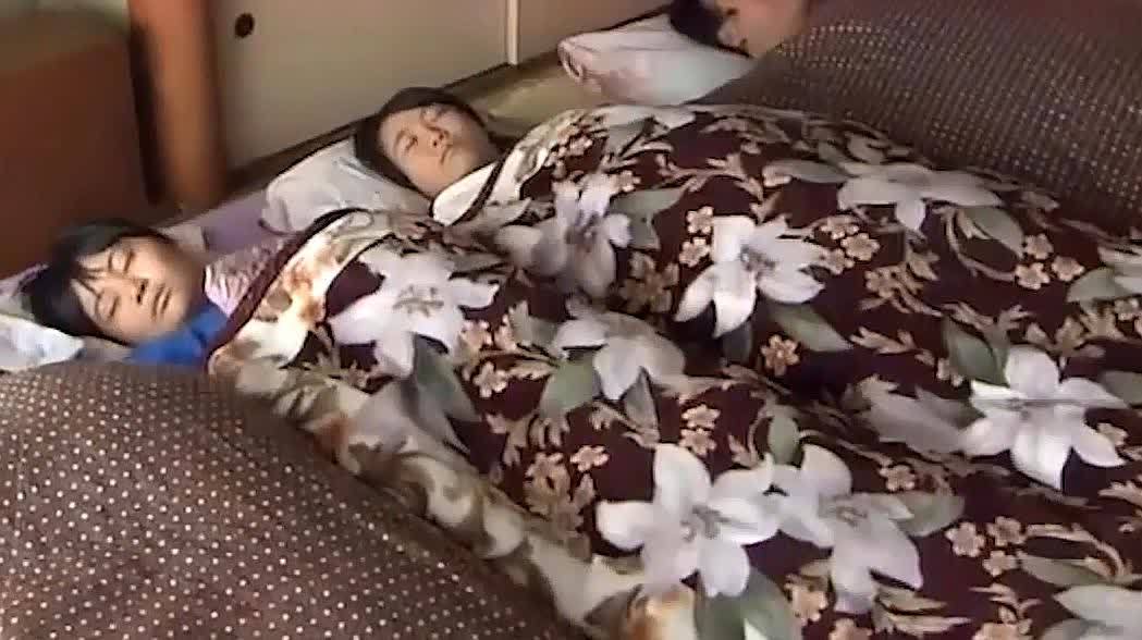 日本经济如此发达,夜晚宁愿打地铺也不睡在床上,这是为什么