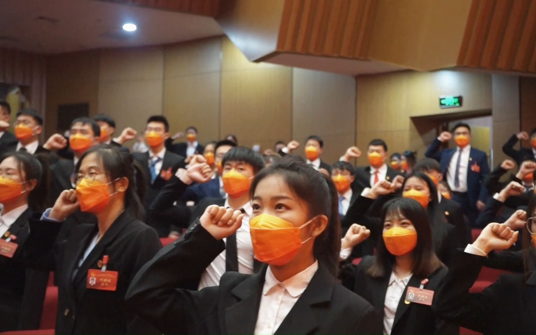 热烈祝贺大连理工大学第二十一次团代会胜利开幕!