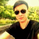左牵黄，右擎苍 