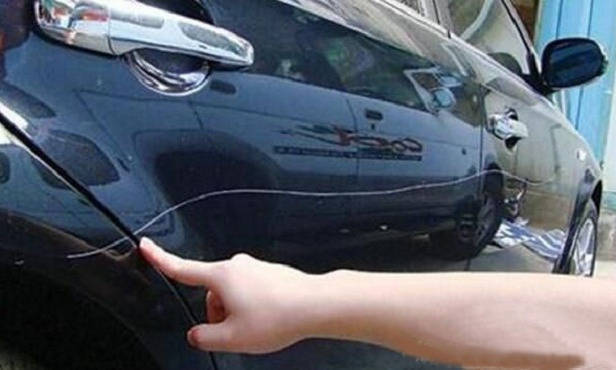 车子满身划痕却不处理,老司机并不是没钱修车,你知道真的原因吗