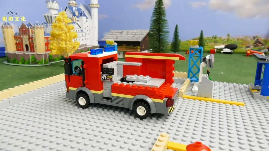 少儿益智工程车 第7集 消防车去动物园灭火