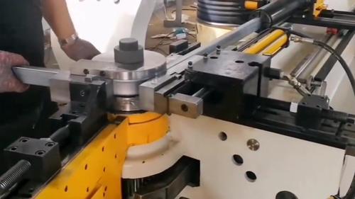 中国制造带来的便利!各种方便快捷的弯管机让我跪了!