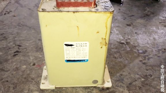 配电所用的无功补偿电容,内部是什么结构?拆开实物,给大家看看