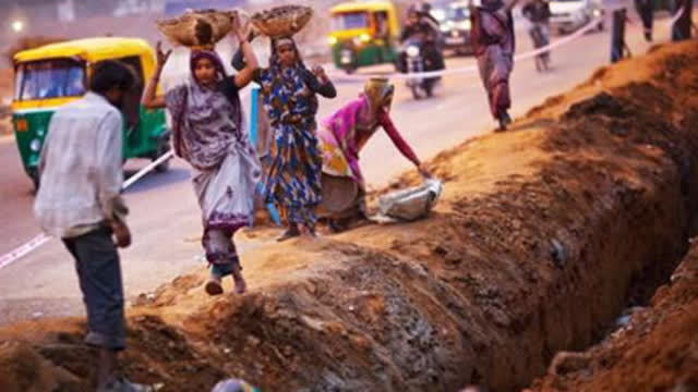 印度经济出现最大危机?推出100万亿基建计划,或效仿中国?