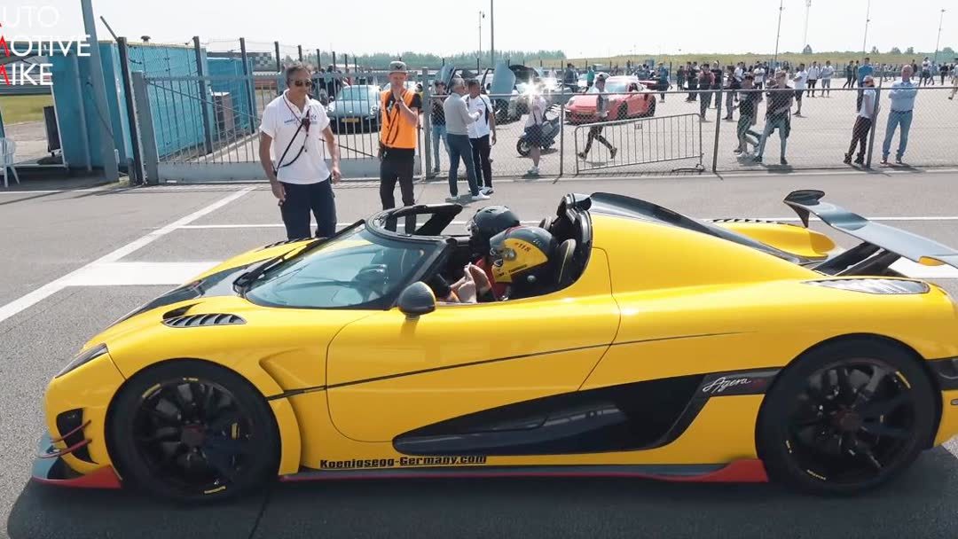 土豪驾驶柯尼塞格agerar,为什么要戴头盔?拉低档次了!