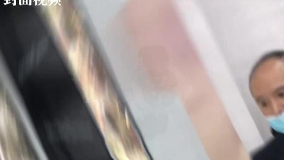 2021钟表与奇迹表展|雅典表全球首展代表了未来的UFO座钟