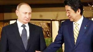 被特朗普无情奚落后,安倍刚刚又在重大国际场合被普京粗暴对待