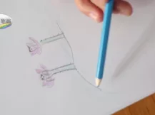 金铭教大家画美丽的荷花,非常简单易学的简笔画,快来学习吧!