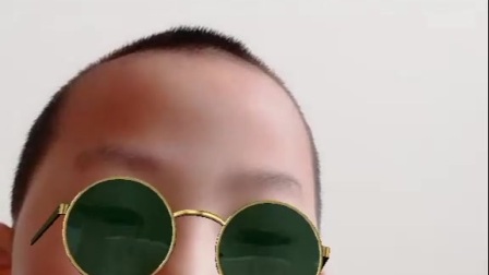 ...问题,可搜索关注"全民枪神边境王者"微信公众号,即可联系到官方客服。