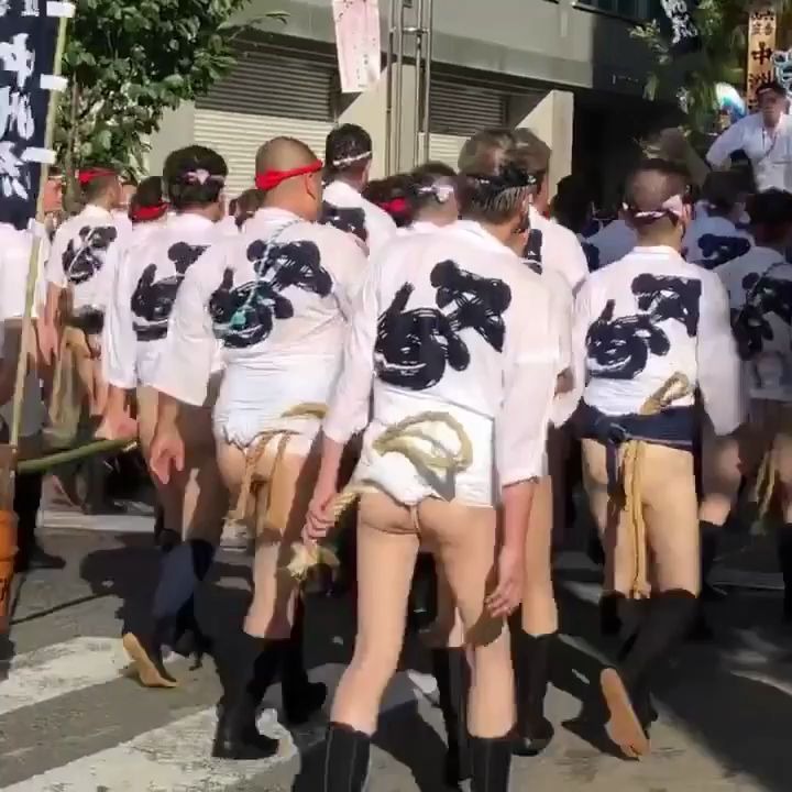 日本人的活动很奇怪