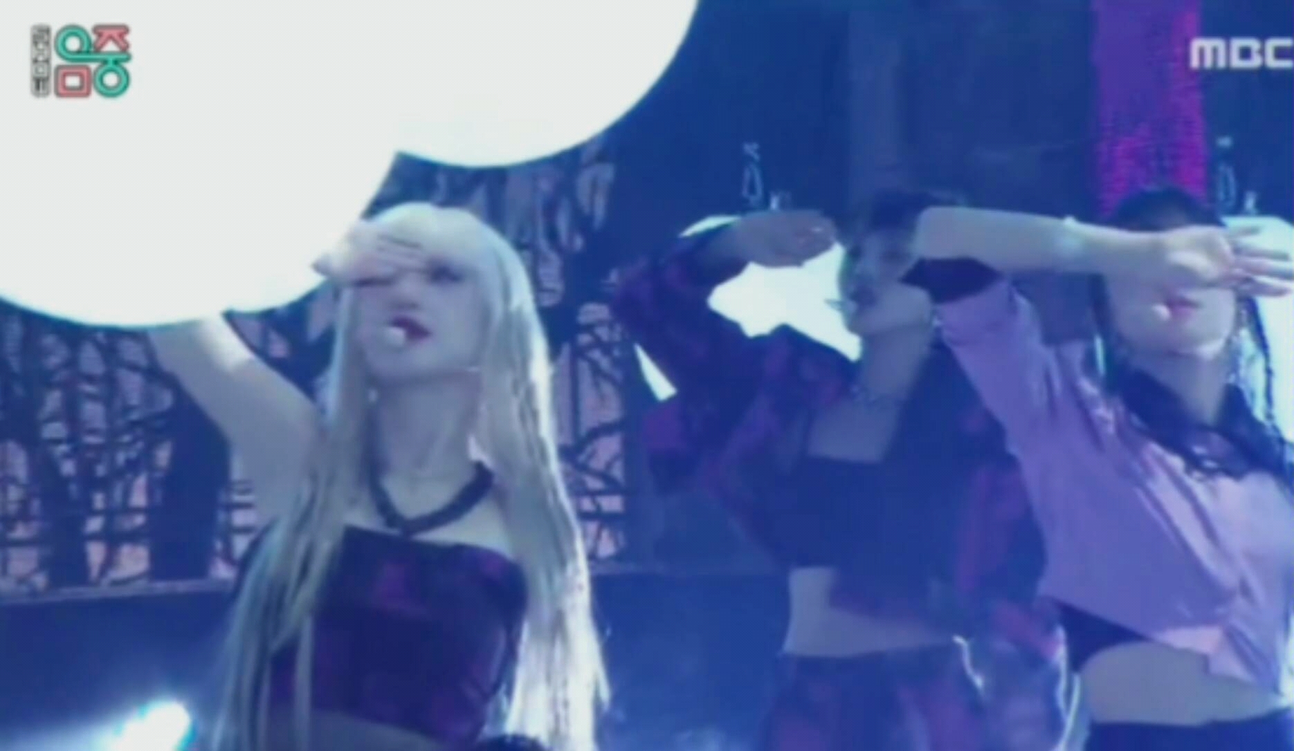 恭喜(g)i-dle再斩获一位!(g)i-dle新歌‘oh my God'音乐中心打歌舞台➕...