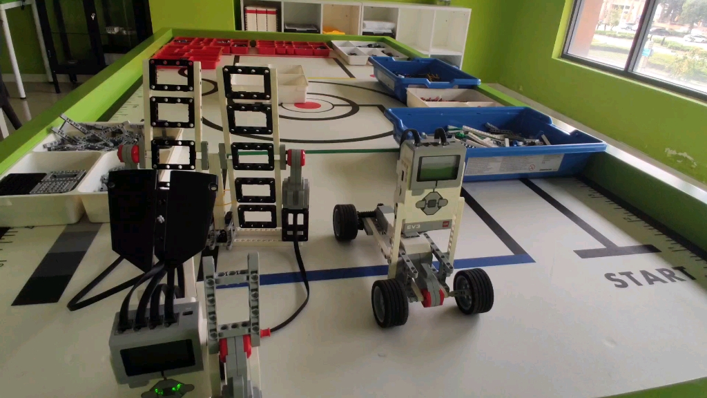 EV3挂档变速汽车模拟器