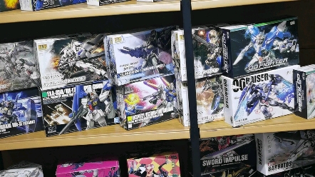 高达模型探店,价格让我死心了哥们!