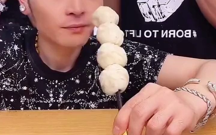 下个视频:海姆立克法急救教学