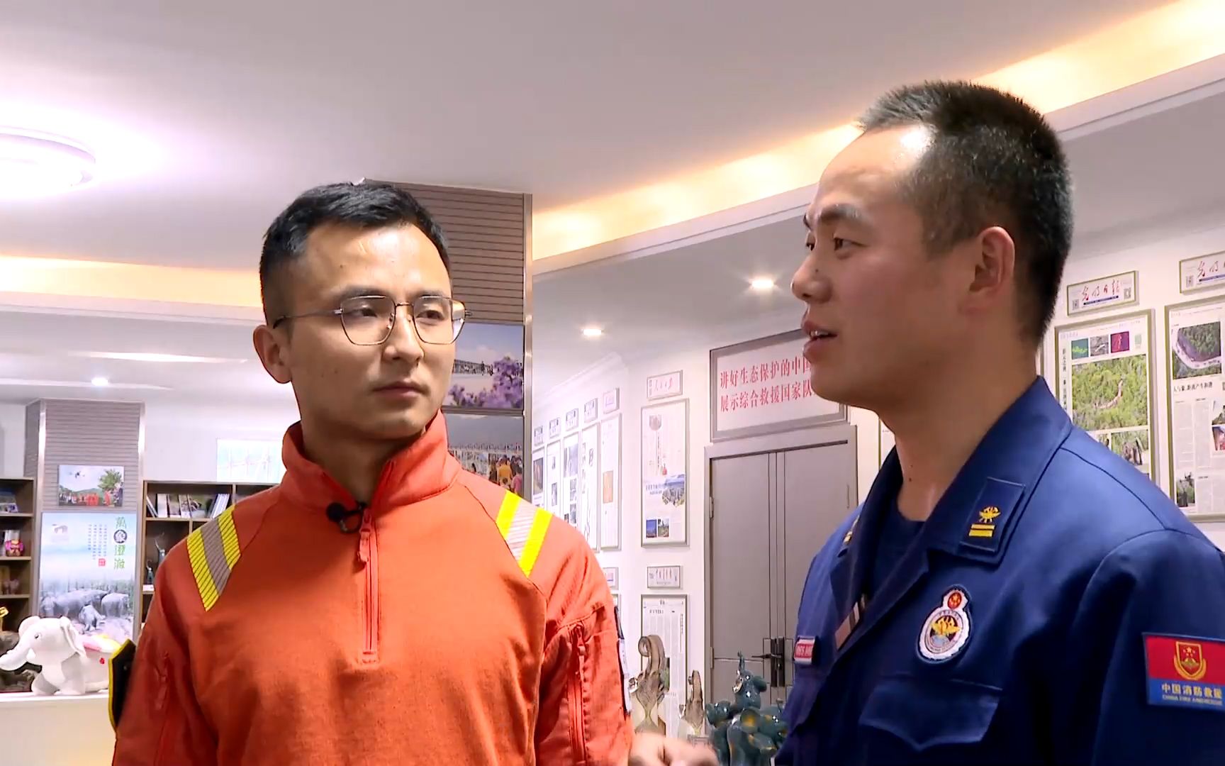 【无穷之路2】看点5-1:大象迁徙吃掉田里种的庄稼,农民伯伯:随便吃!