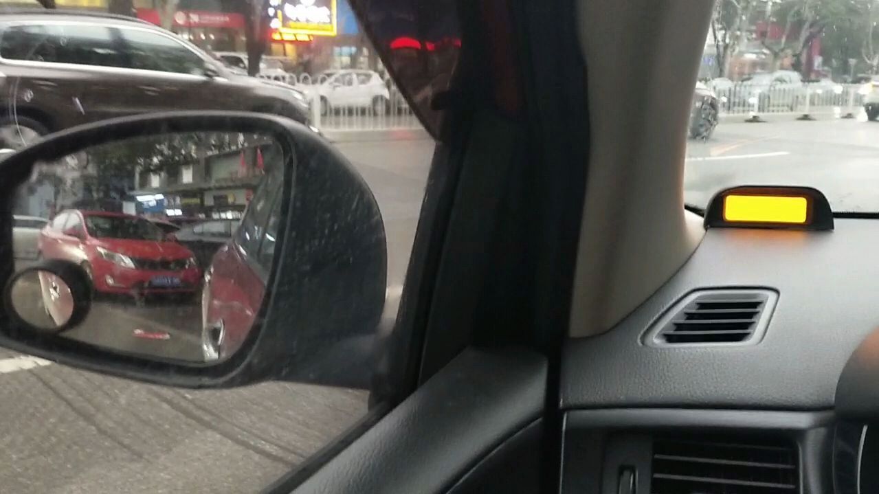 害怕路边侧方位停车?老司机教你最简单实用的方法,适合新手!