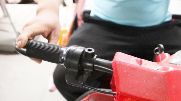 电动车转把反应慢,师傅十年维修经验,详细讲解问题根源