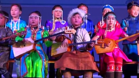 蒙古族青少年原生态艺术那达慕