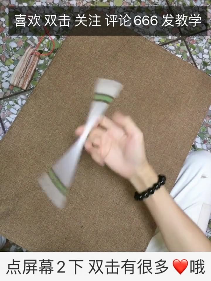 简易转笔教学,有五根手指就可以玩哦
