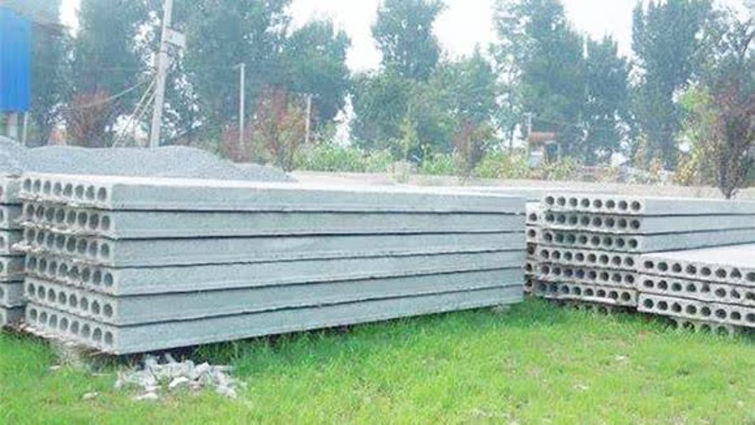 农村建房子用预制板好还是现浇板好?老师傅这么一分析,好心疼钱