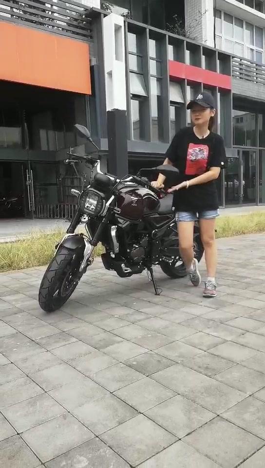 #骑士就要有摩有样 #VOGE无极300AC@VOGE无极机车 琪琪挑战...