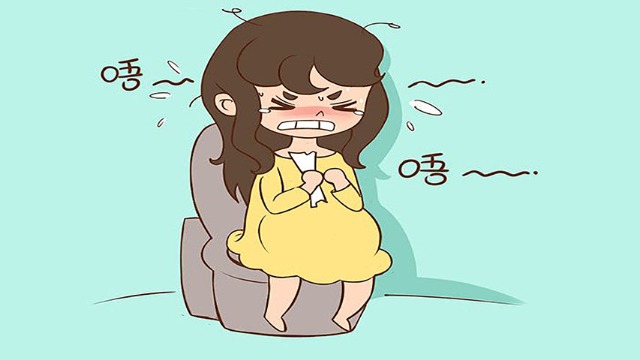 十个人九个有痔疮,每天敲打"痔疮穴",舒经活络,痔疮好了