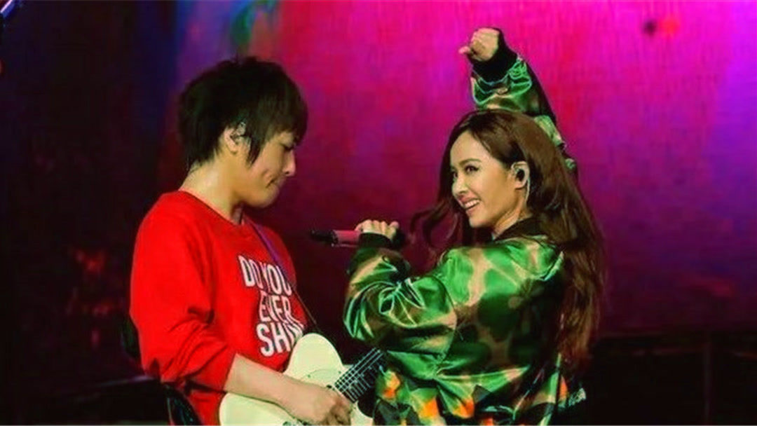 蔡依林阿信ins亲密互动 引恋情公开猜测