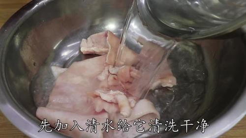 猪皮还在熬皮冻吗?四川师傅教你更简单的做法,开胃下饭特别香