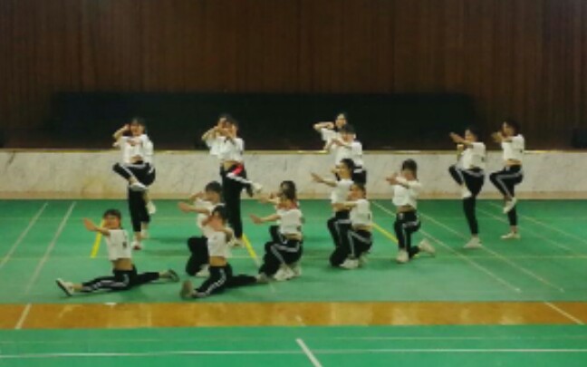 金山中学少年甲组街舞啦啦操