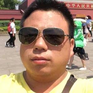 开大车的八零后 