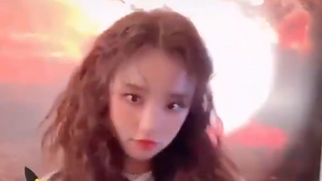 201223GIDLE皮卡丘宋雨琦更新tiktok小视频