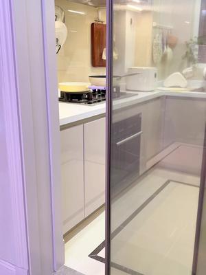 一镜到底看一下我家的小厨房装修,2023年装修的你可以借鉴#厨房...