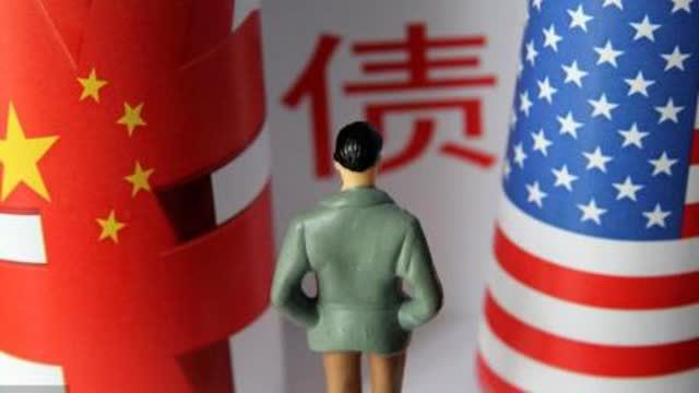 美国国债超过21万亿美元,如果一次性把这些钱还完,美国会跨吗?