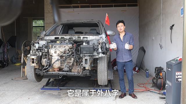 汽车轮胎跑偏容易磨损轮胎,看下如何做四轮定位!