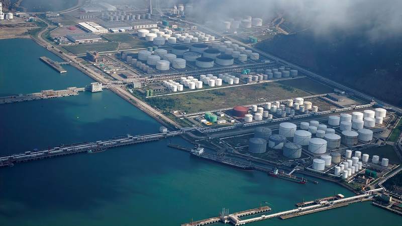 中国进口3.7亿吨原油,千万吨伊朗石油或用人民币结算