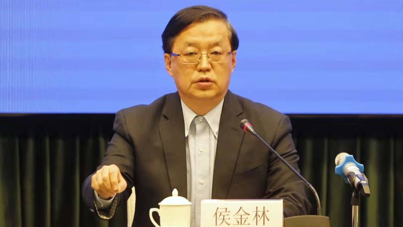 新冠病毒传播主要靠呼吸道传播,消化道不是主要传播途径