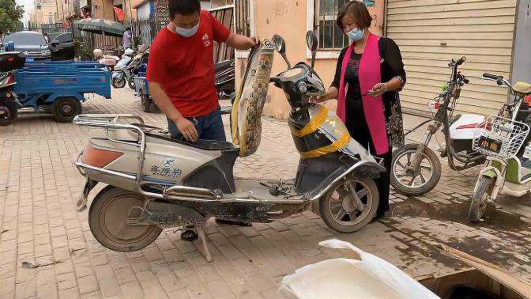 电动车整车塑料件怎么更换更加快速?师傅带你看下整个过程