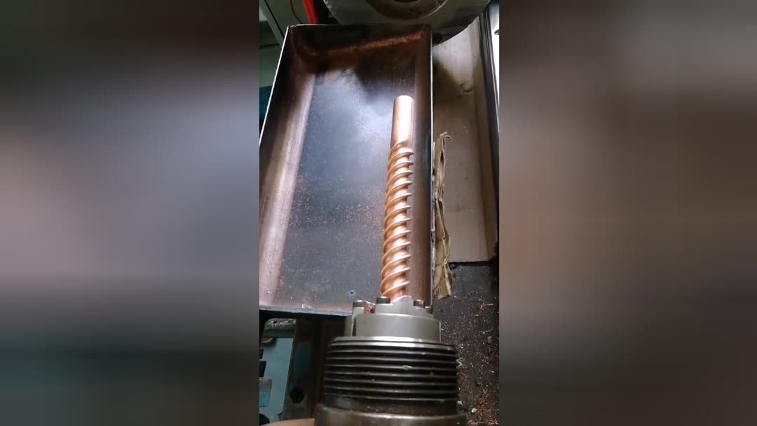 自主研发,波纹管成型机