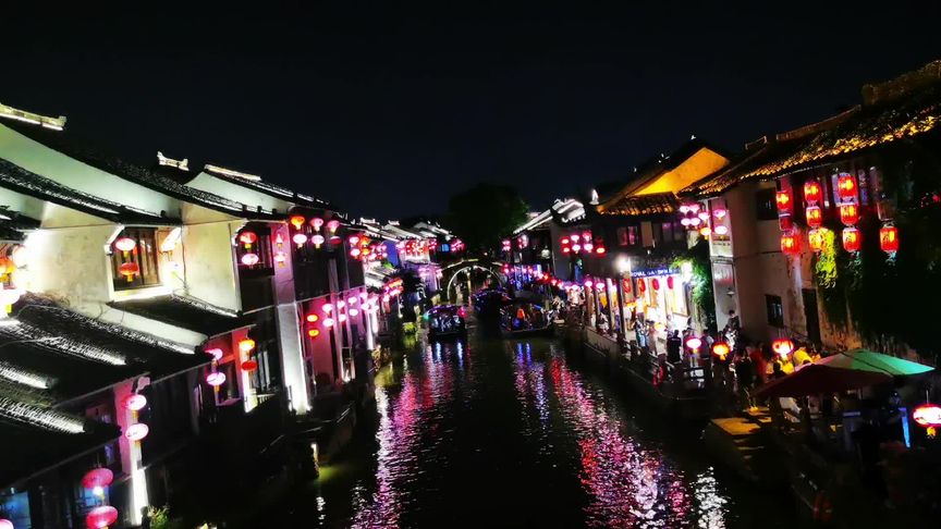 #古城夜景 苏州七里山塘。