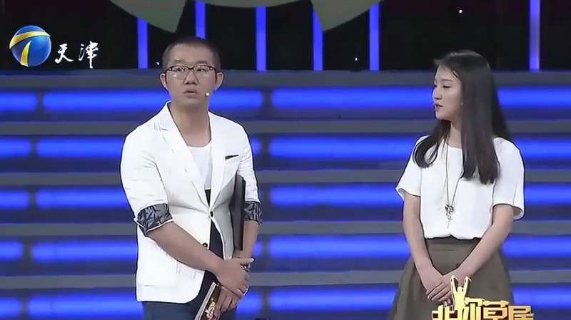 妹子长得漂亮,咖啡之翼老总儿子上台不料瞬间被征服,老总大赞