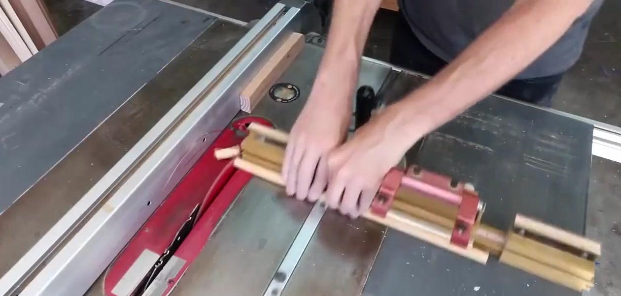 折叠木凳是如何制作的这个结构我看了3遍才明白