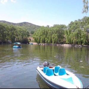 山水之间手绘图像 