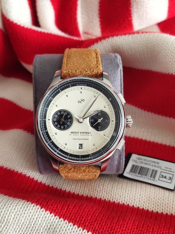 很好看的一款熊猫盘石英计时手表