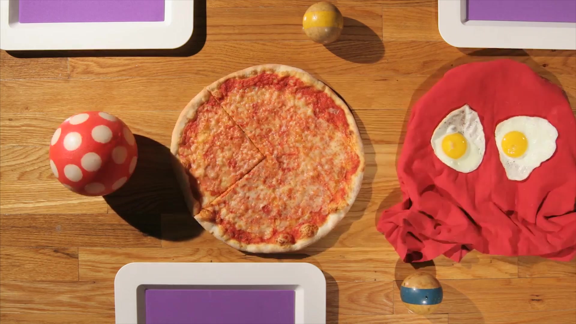 【动画六点半】第52期 暴露年龄创意定格短片:红白机中的美食闯关